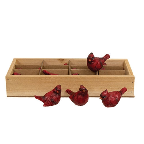 12/Set Resin Cardinals In Crate – Primitive Renditions